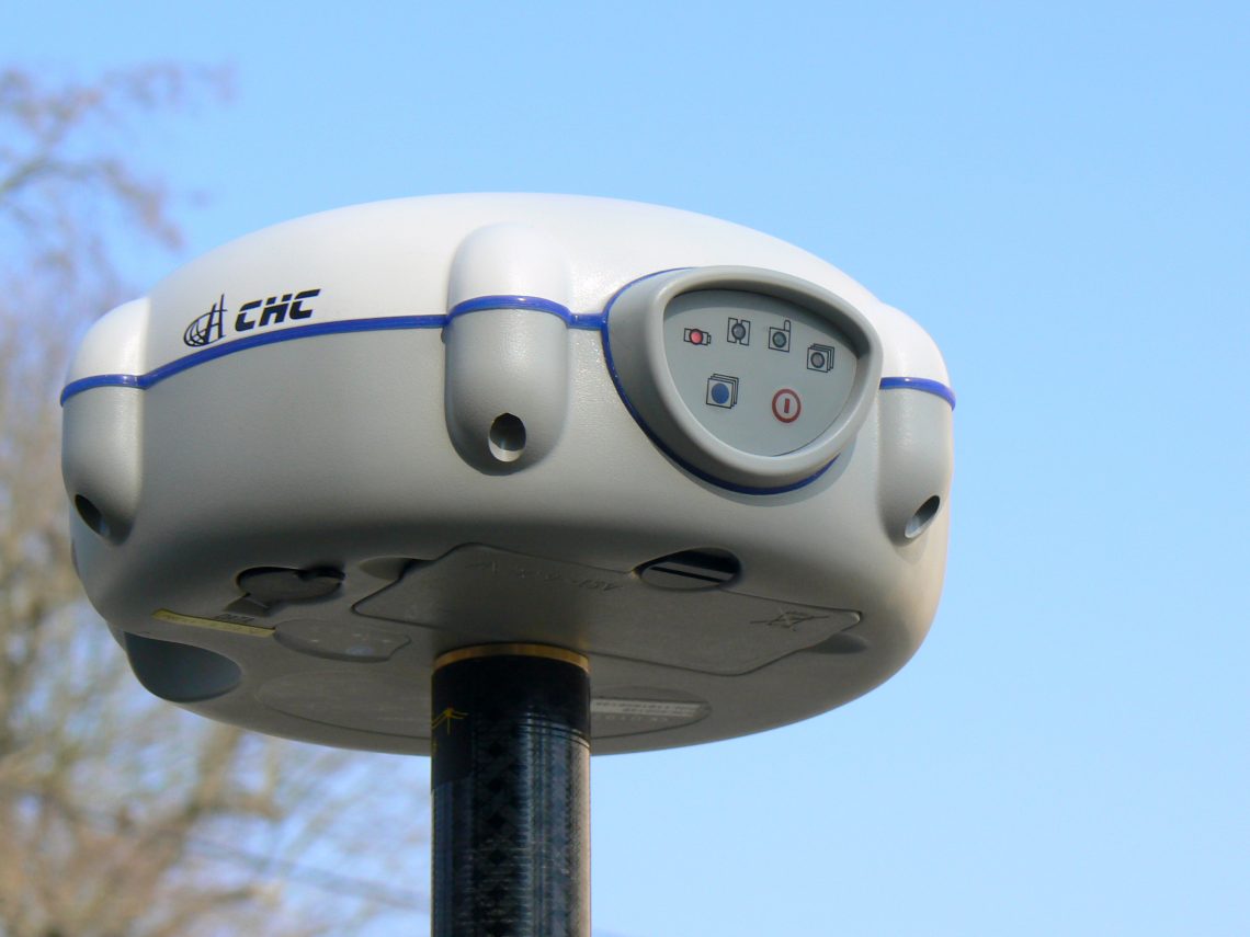 Sistema RTK: o que é e como funciona na topografia